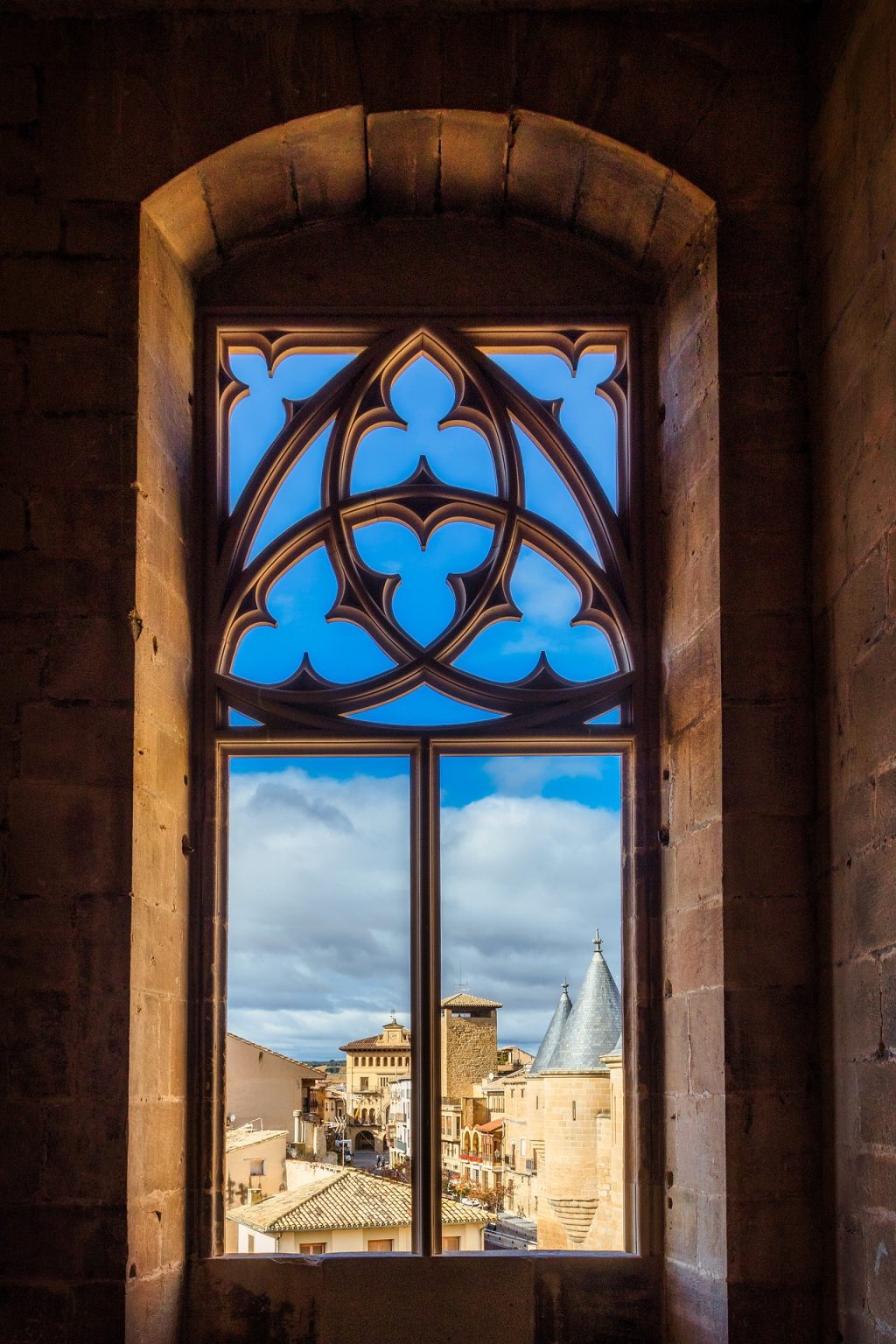 10 Extraordinary Spanish Castles | Language Atlas